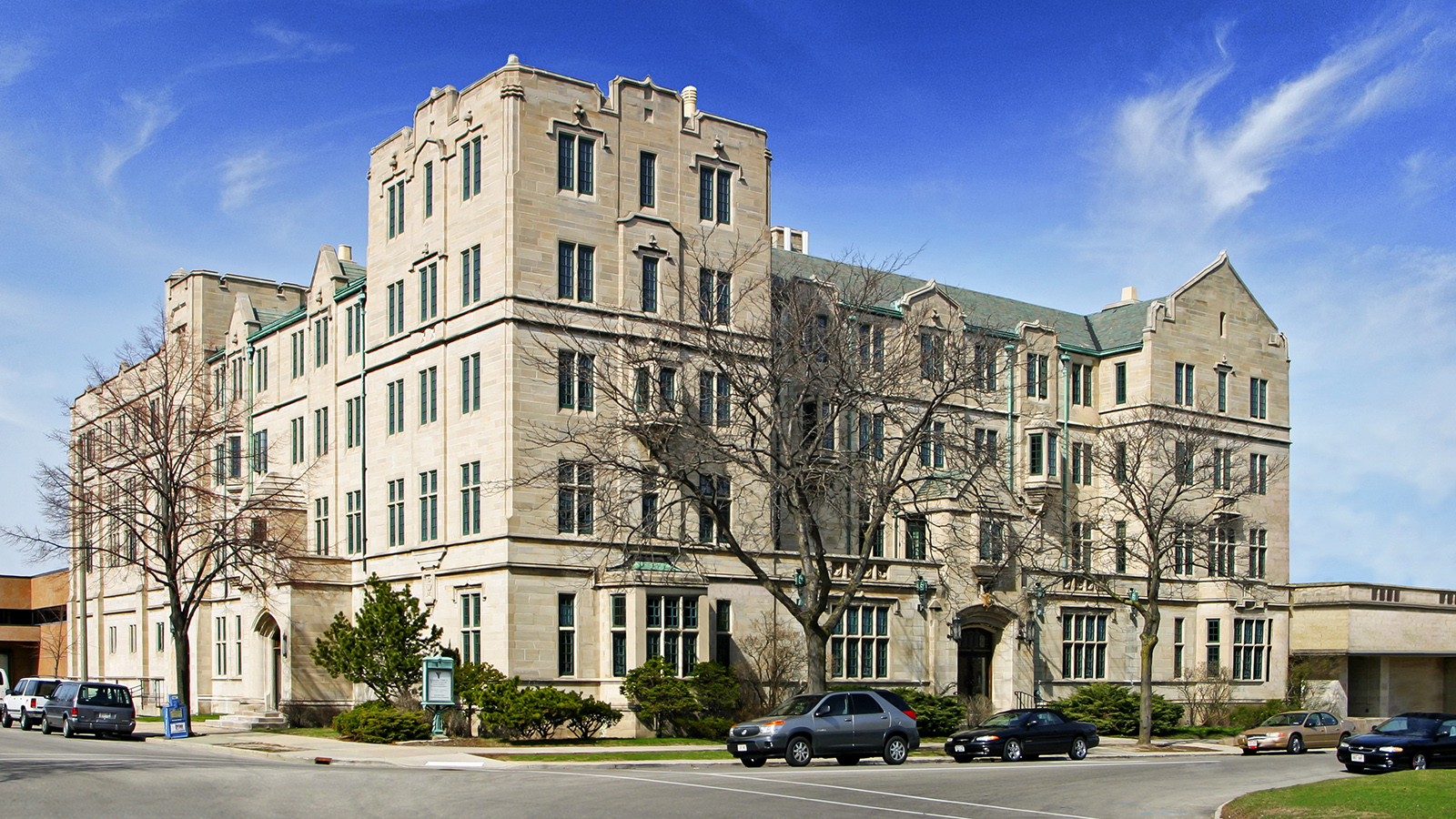 The Residences at Library Park - Partners in Design Architects